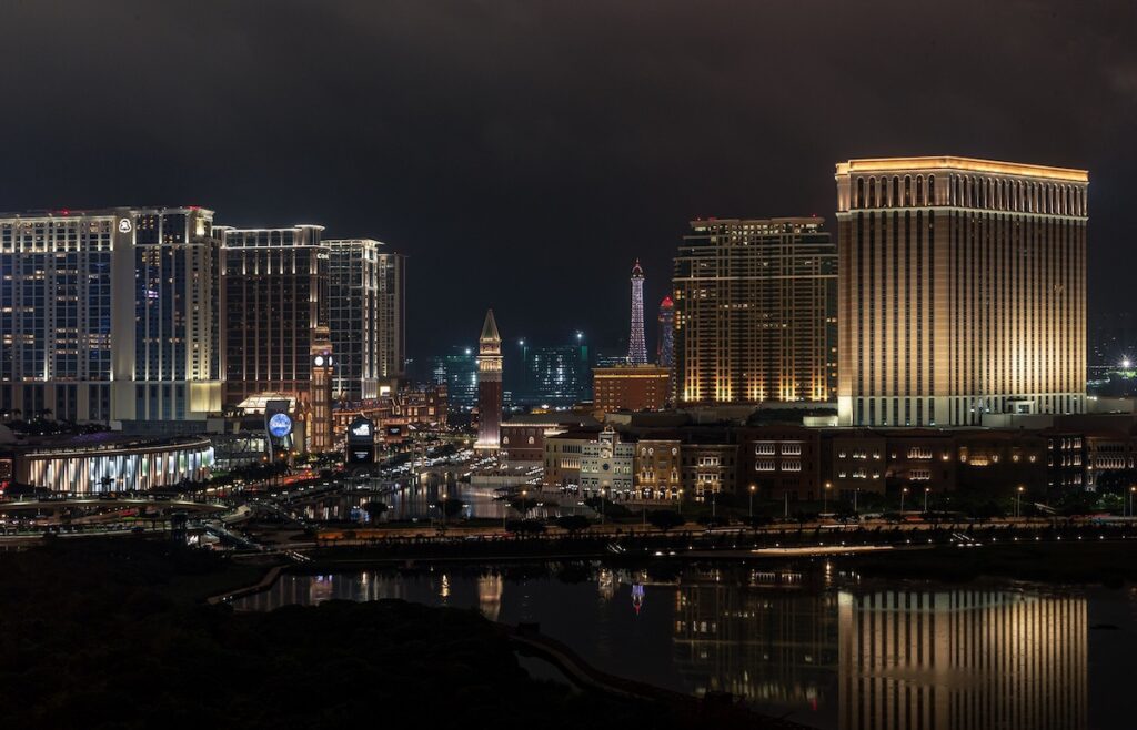 Sands China marks 16th consecutive year of participation in Earth Hour ...